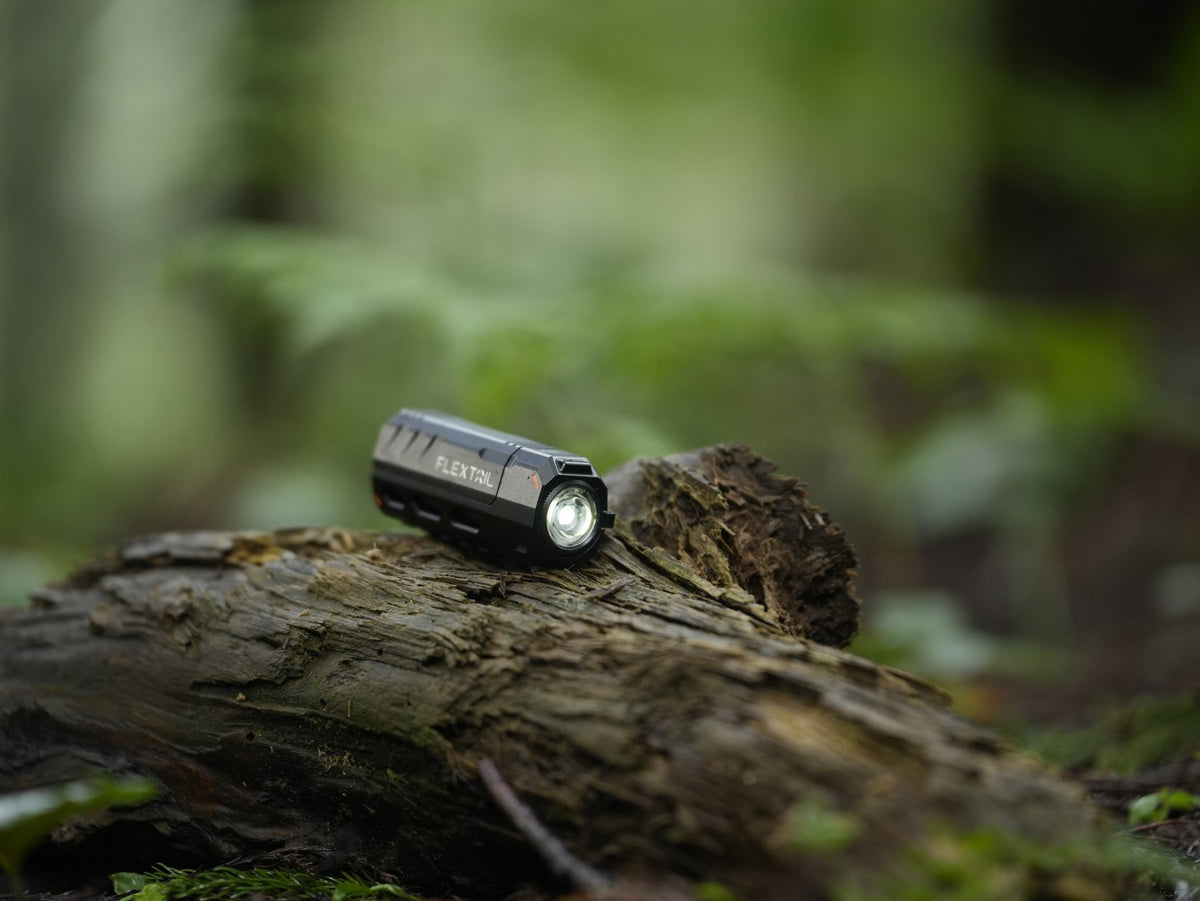 How Does a Flashlight Work: Key Functions and Adventure Applications